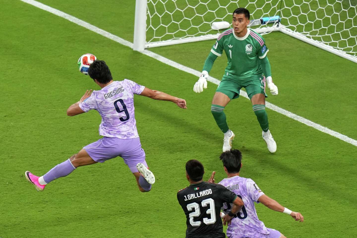 Raúl Rangel uses 'pure reaction' to make save that moves Mexico into ...
