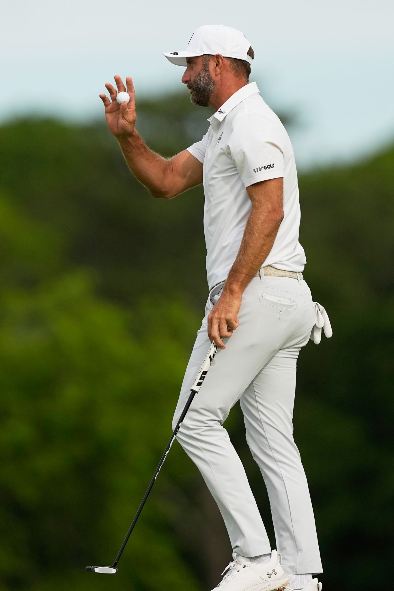 Dustin Johnson goes from 1 shot behind to scrambling to make the U.S ...