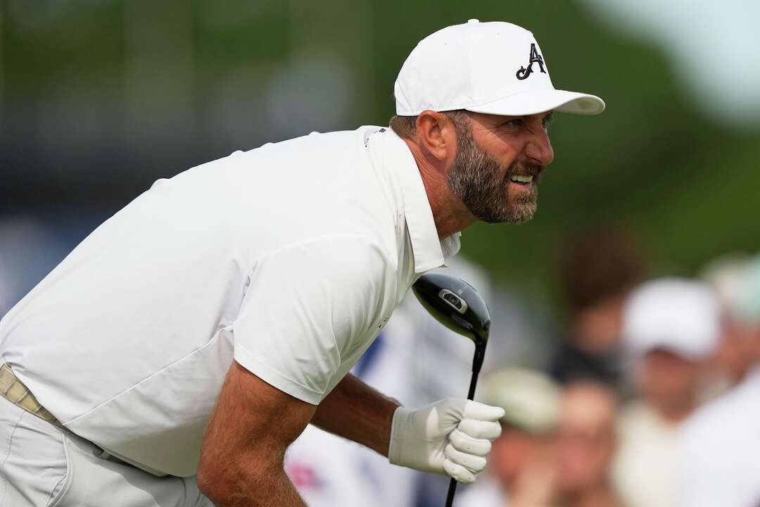 Dustin Johnson goes from 1 shot behind to scrambling to make the U.S ...