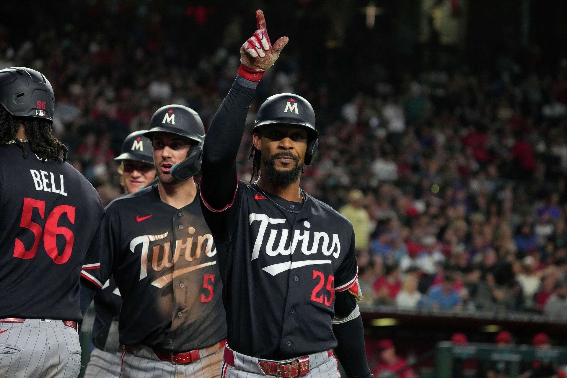 Buxton hits grand slam in 10-run inning, Twins rout Diamondbacks 16-8