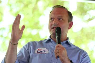 South Carolina voters will choose between two Trump-backed governor ...