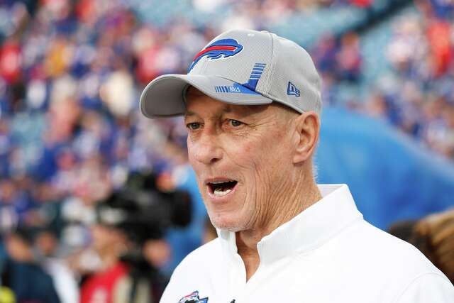 Former Buffalo Bills quarterback Jim Kelly says he was hospitalized ...