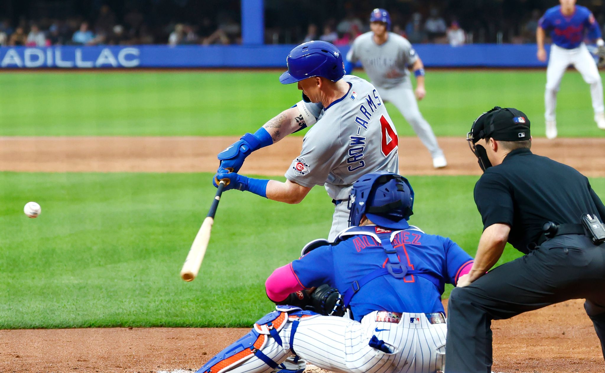 Crow-Armstrong y Swanson conectan jonrones ante Senga y Cachorros ...