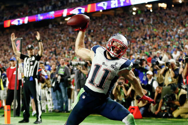 Patriots legend Julian Edelman praises Connecticut pizza