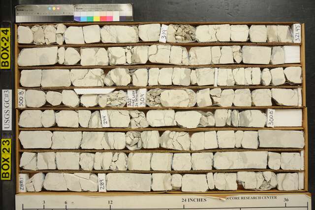 USGS uncovers previously undiscovered oil and gas in Texas