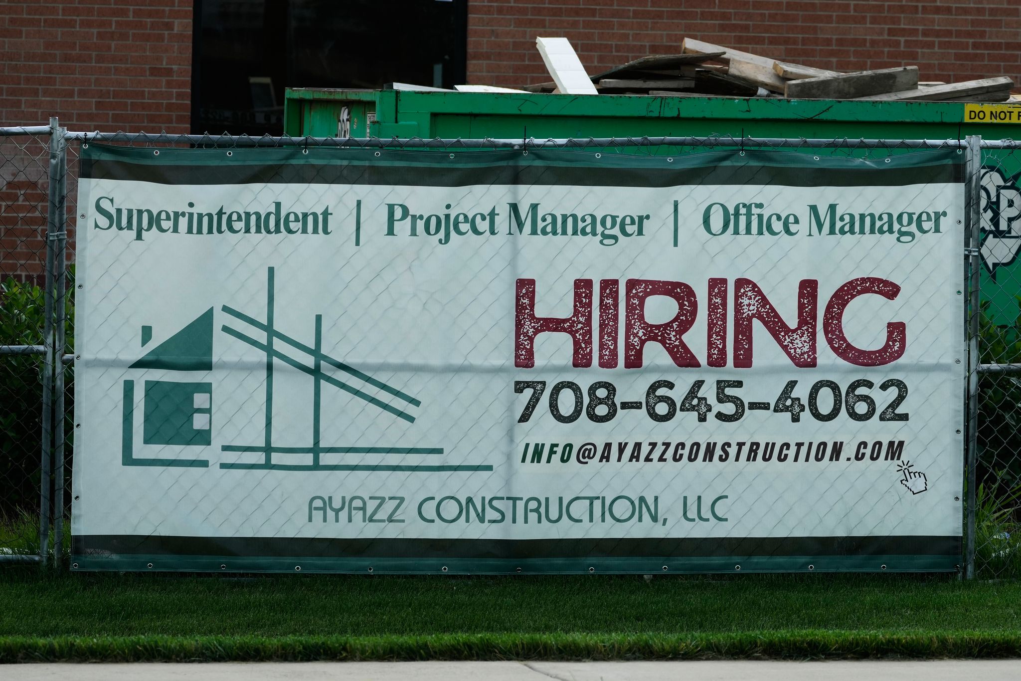 U.S. filings for jobless aid fall to 215,000 as layoffs remain at ...
