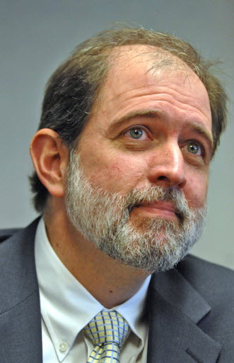 Retrial gets a special prosecutor