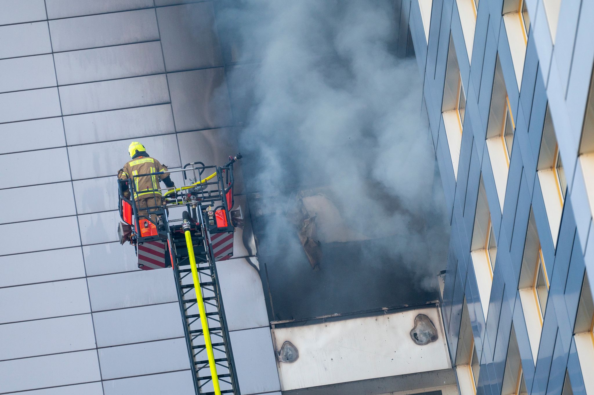 Fire in Berlin high-rise injured 5, prompted some residents to consider ...