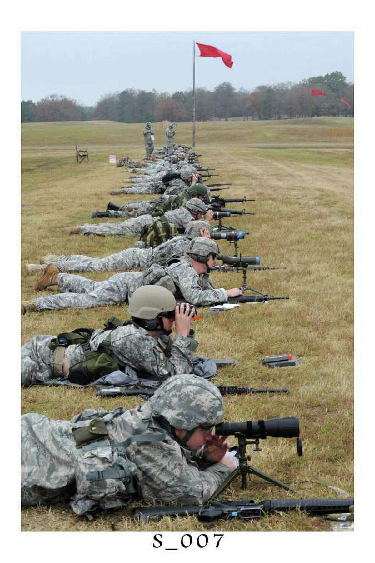 Captain takes Navy Support Activity command