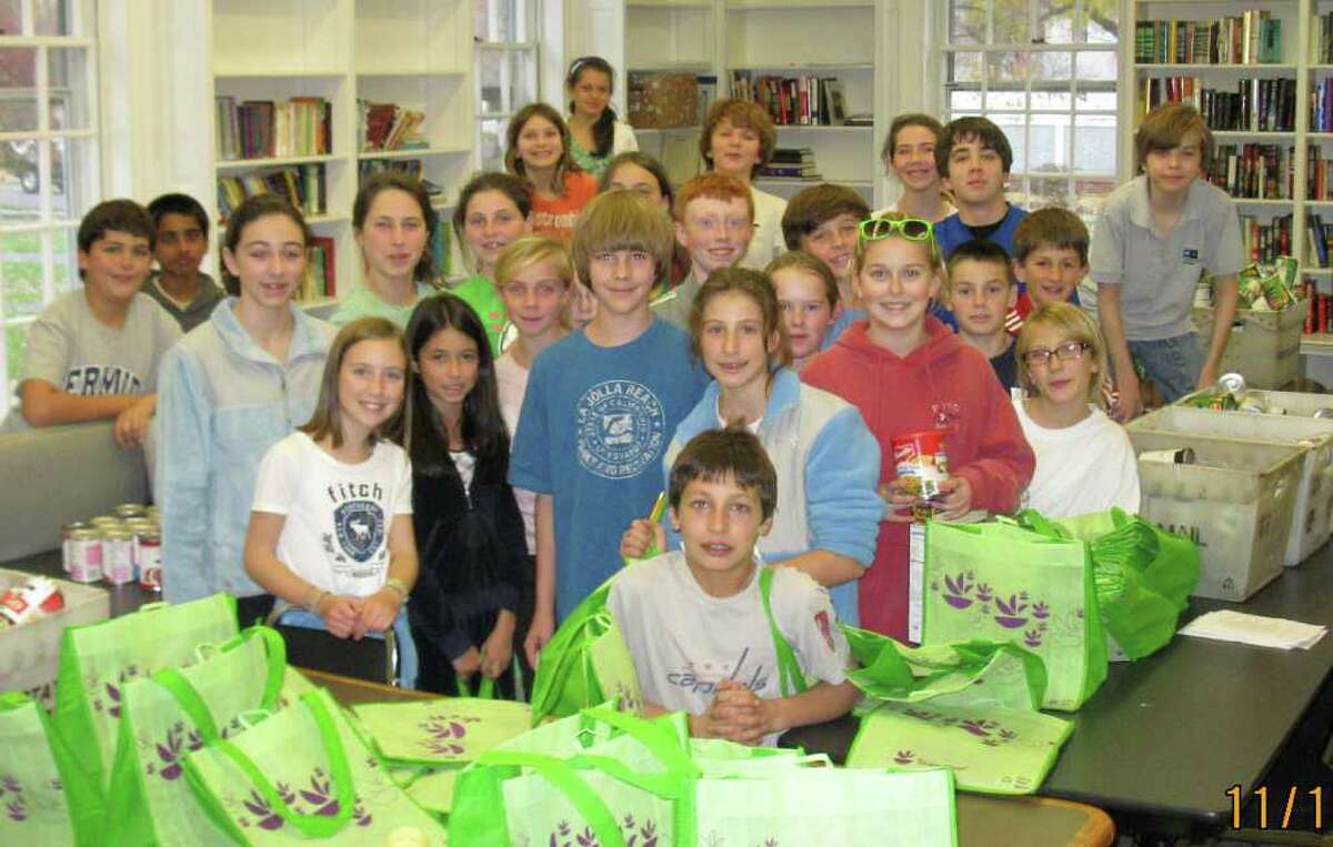 Tomlinson students' season of giving helps many