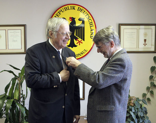 S.A. lawyer receives high German honors