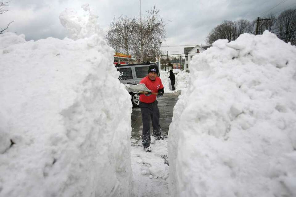 A look back at historic snow storms in Connecticut