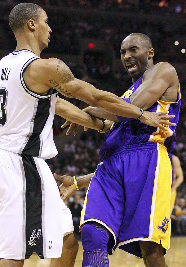 Spurs win at home against Lakers