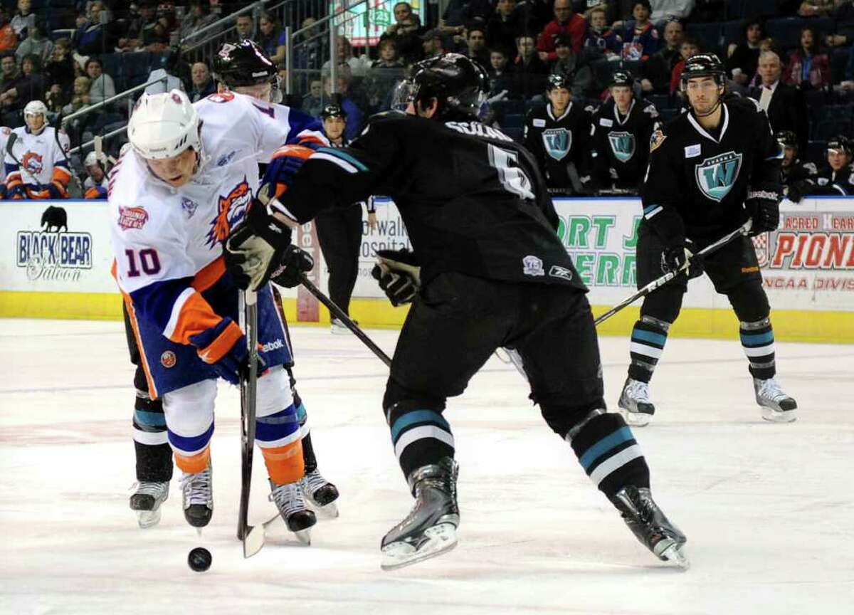 Sound Tigers win 3rd straight