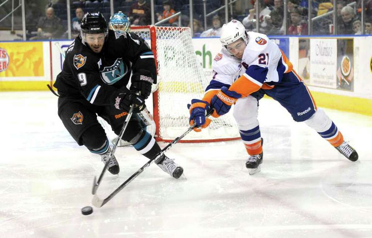 Sound Tigers win 3rd straight