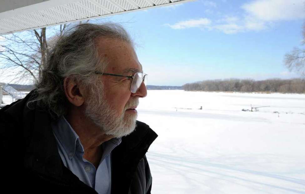 Beautification permit fight turns ugly