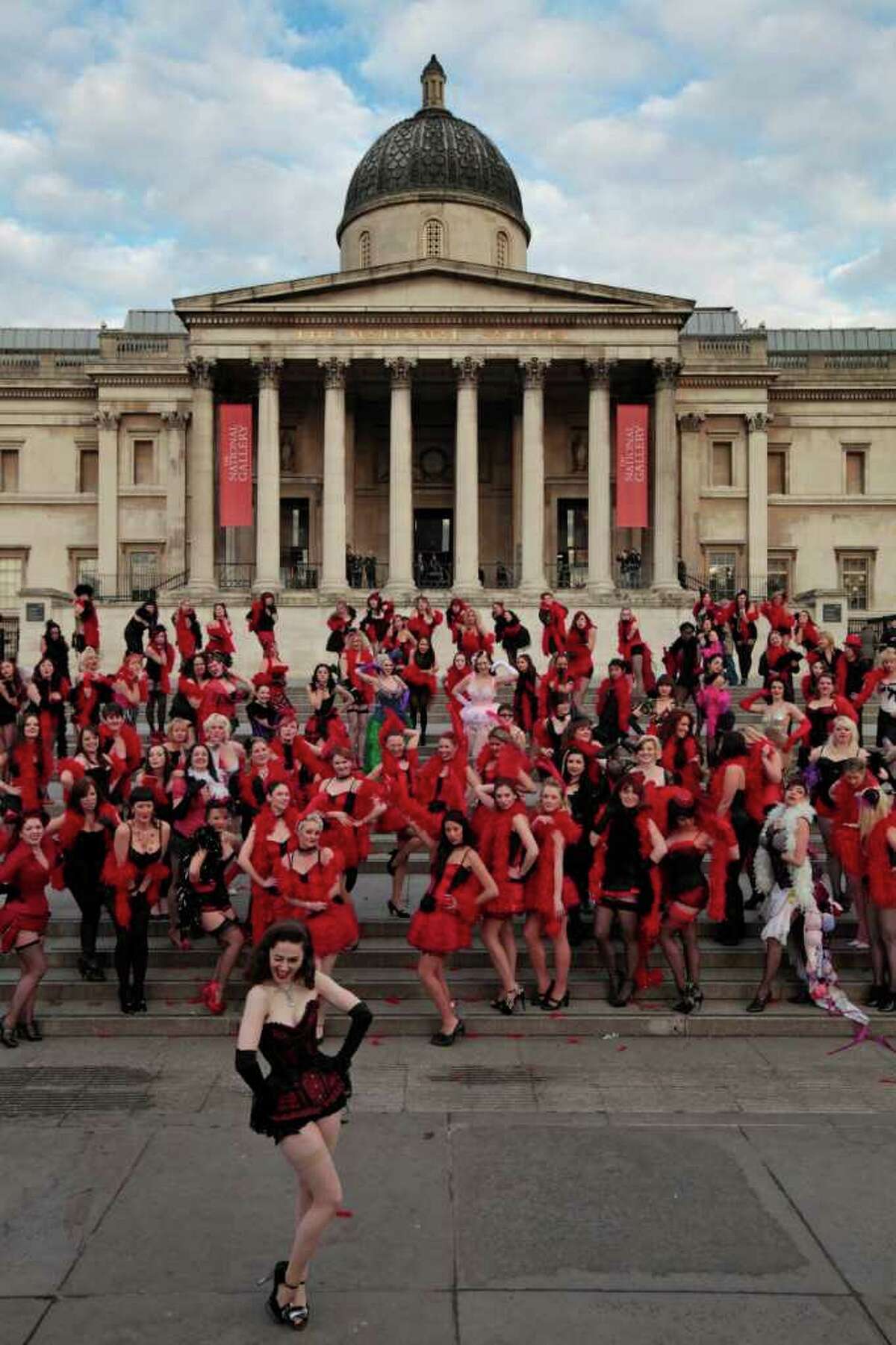 World's largest burlesque dance