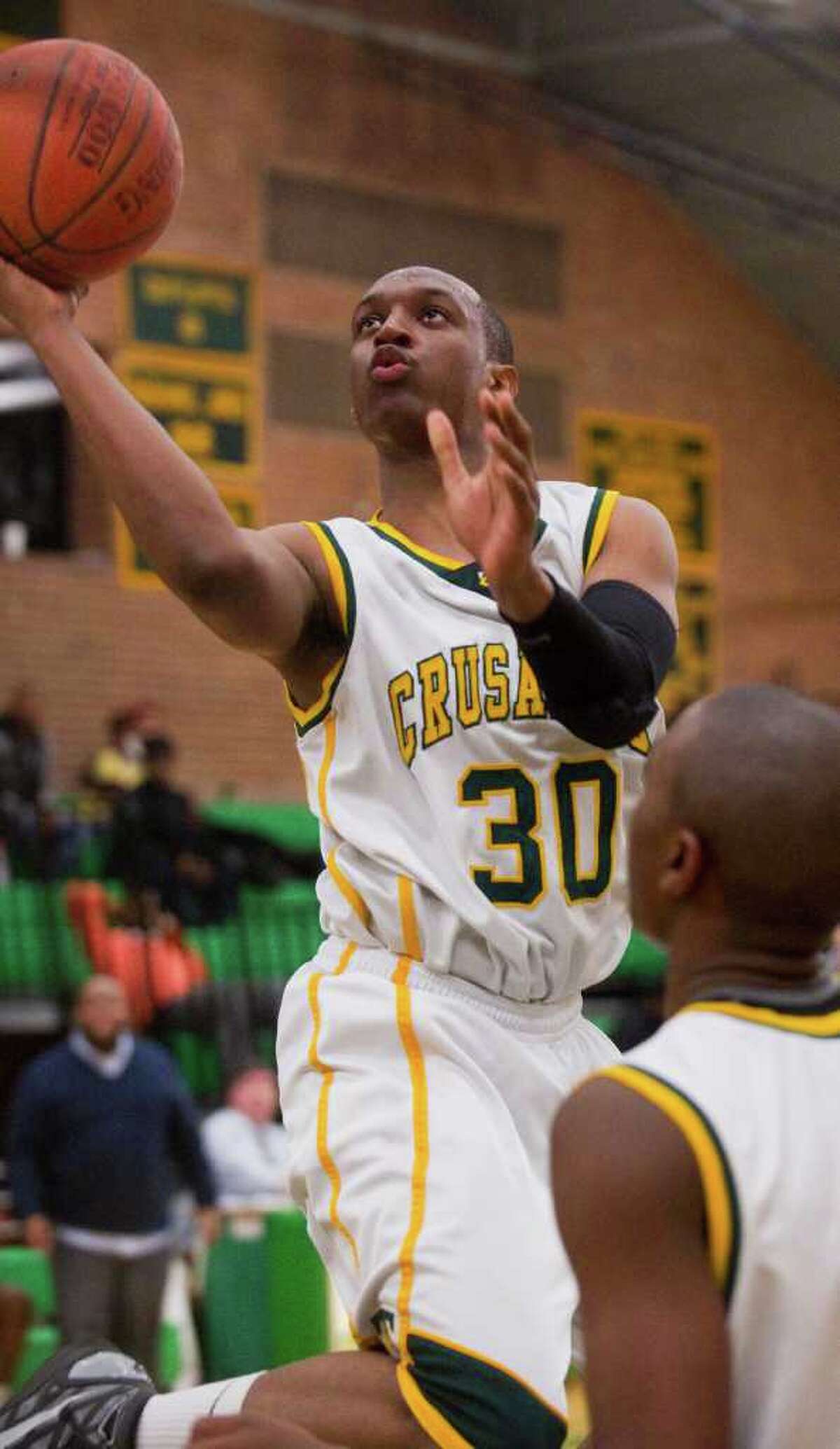 Boykin scores 31 as Trinity holds off Central