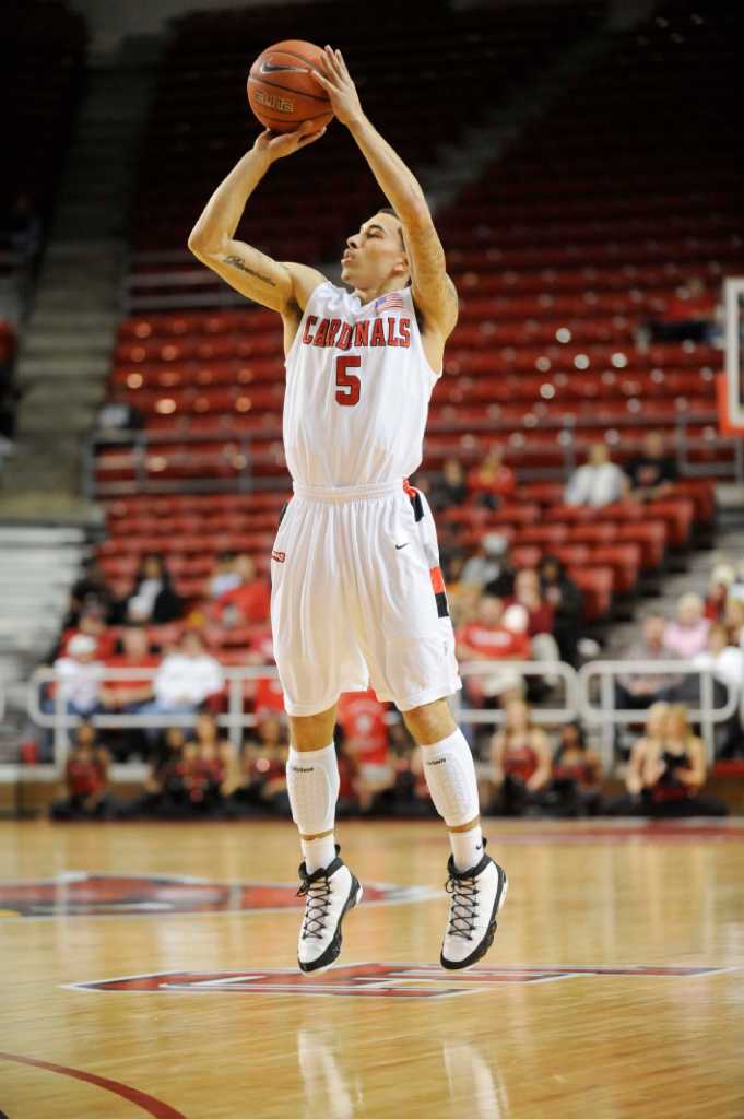 James scores record 52 points in Lamar men's basketball victory