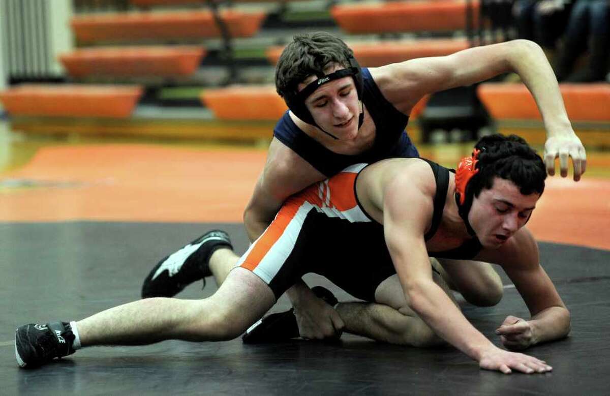 Wednesday's high school roundup: Prep hockey wins on White's OT goal