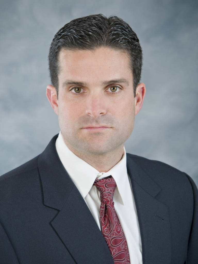 UT hires rising star to coach defense