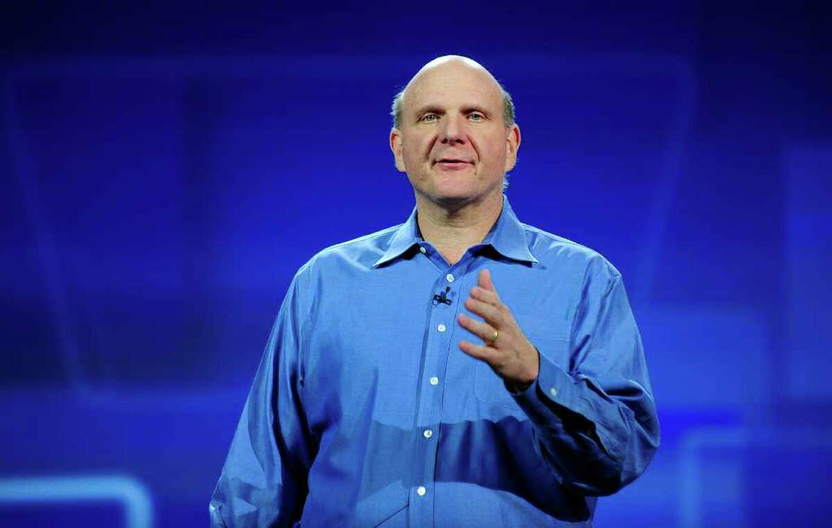 Microsoft CEO takes CES stage amid tablet crush