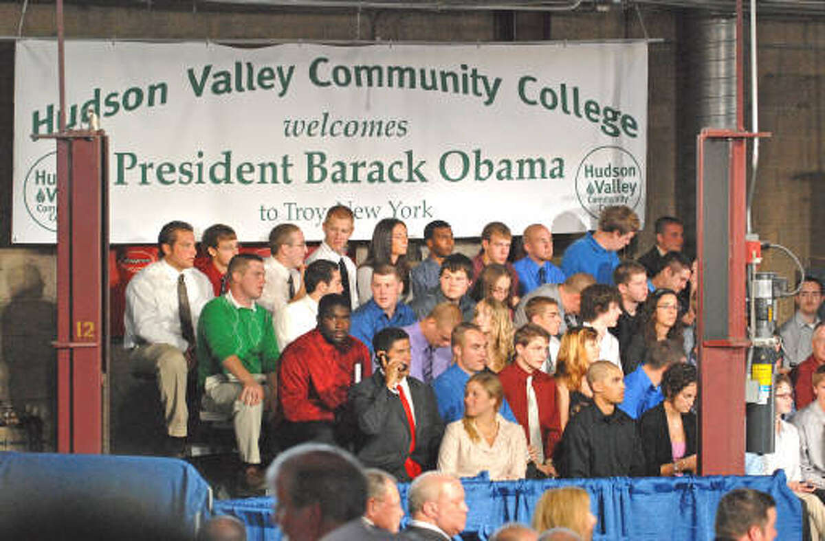 Obama visits upstate NY to detail college-rating plan