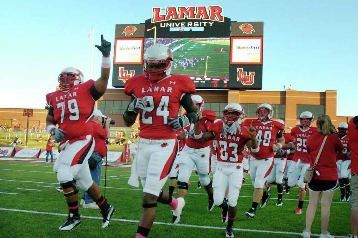 2010 IN REVIEW: Lamar football