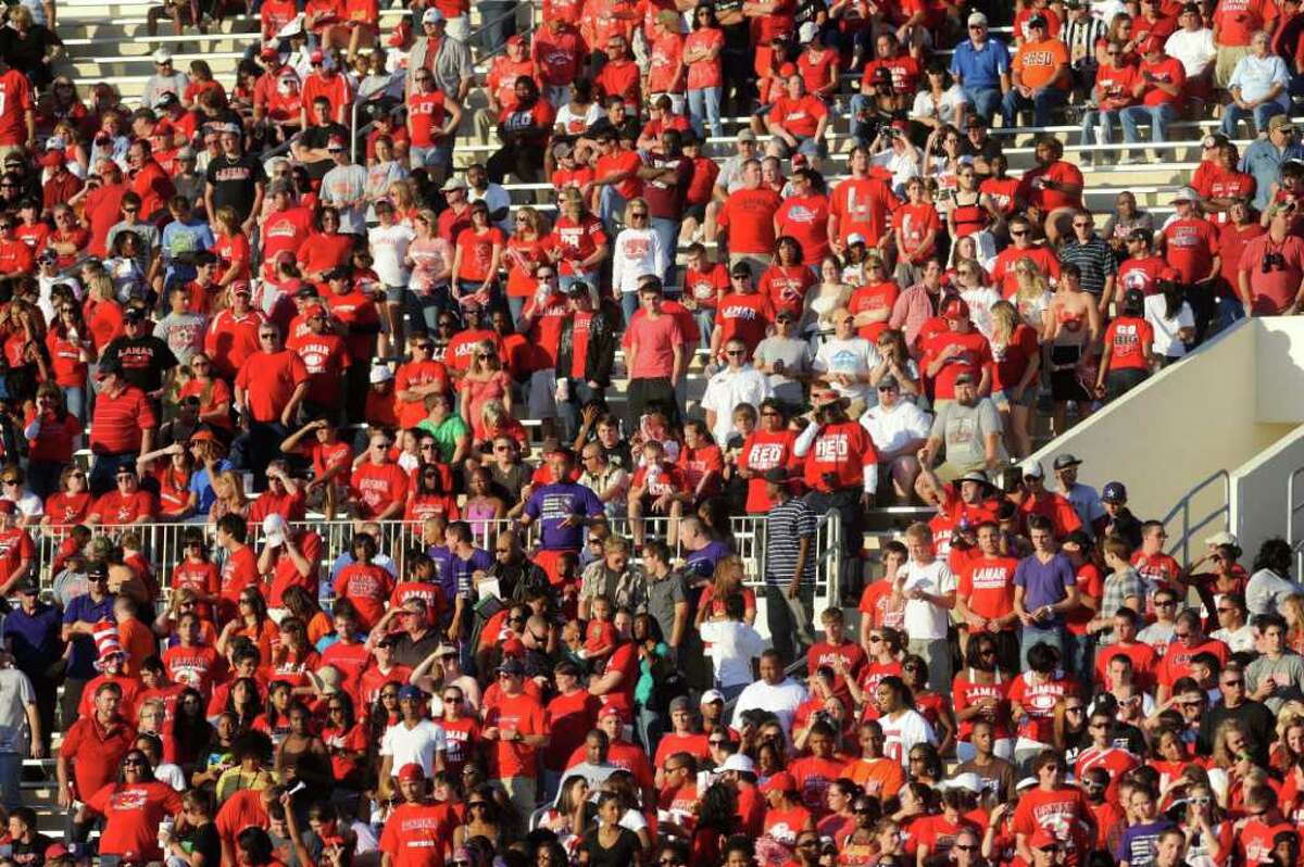 2010 IN REVIEW: Lamar football