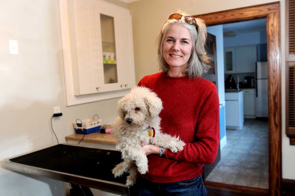 Trumbull veterinarian makes clients feel at home