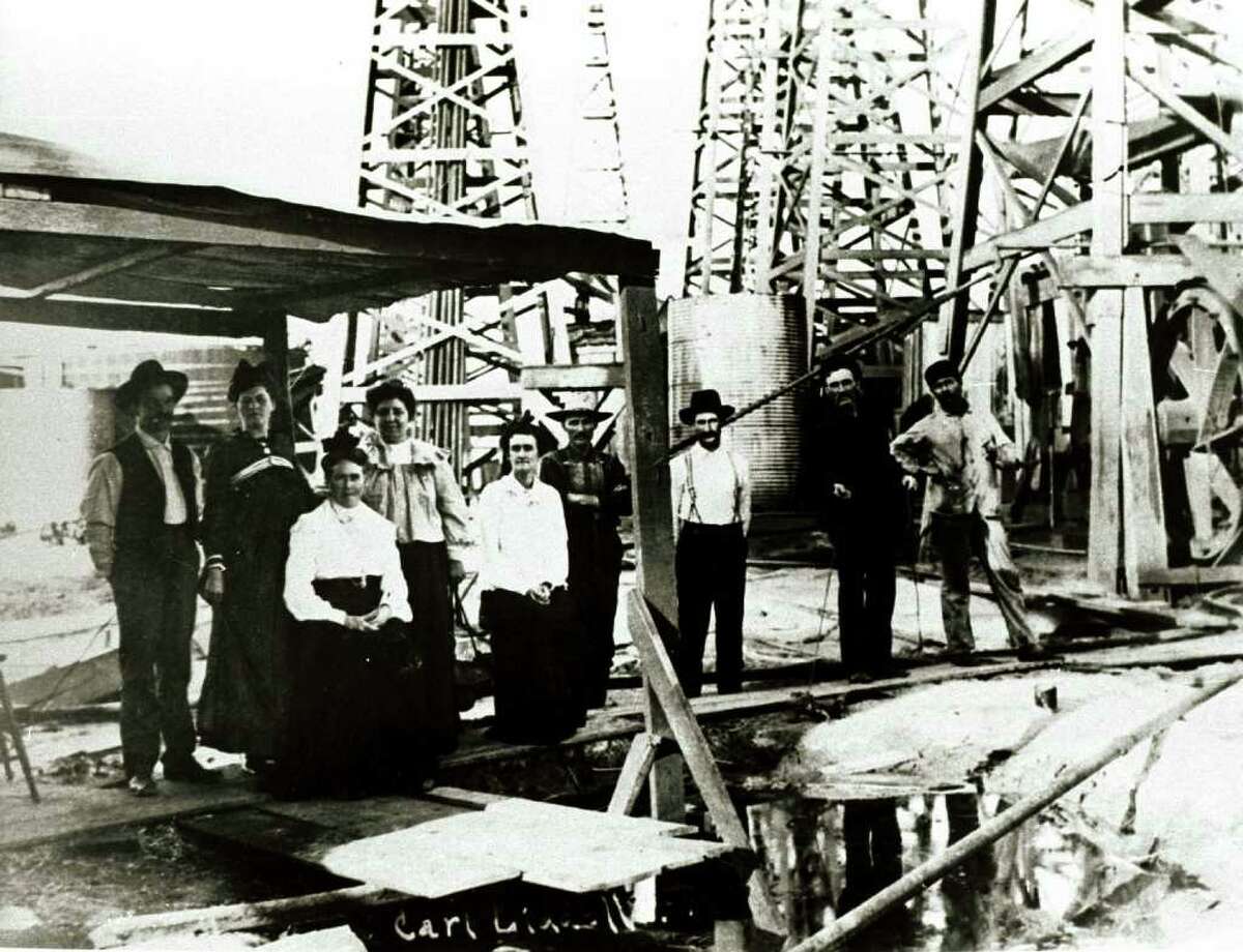 Historical photos show life during the oil boom in Texas