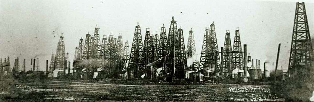 117 years ago: The Spindletop Hill gusher blew up Texas' oil craze in ...