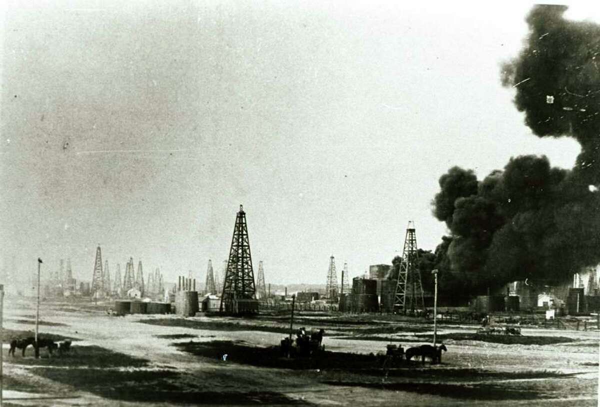 Historical photos show life during the oil boom in Texas