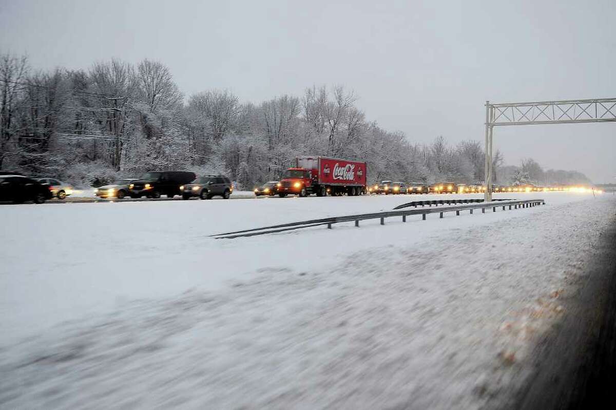 Snow causes minor accidents and outages in Greenwich