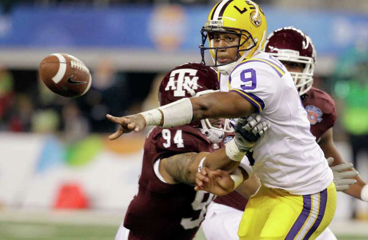 LSU defeats Texas A&M in the Cotton Bowl