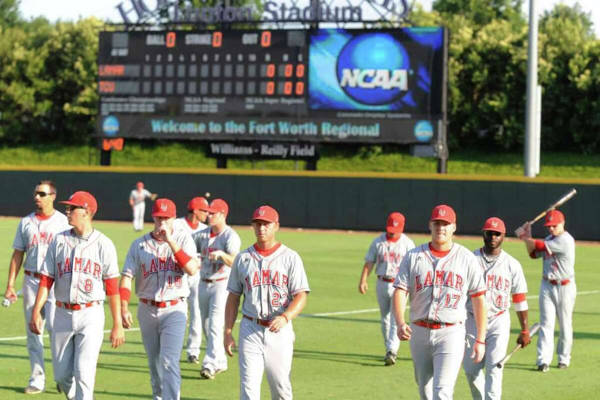 2010 IN REVIEW: Lamar baseball