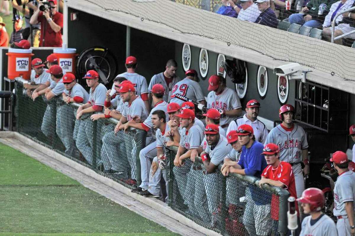 2010 IN REVIEW: Lamar baseball