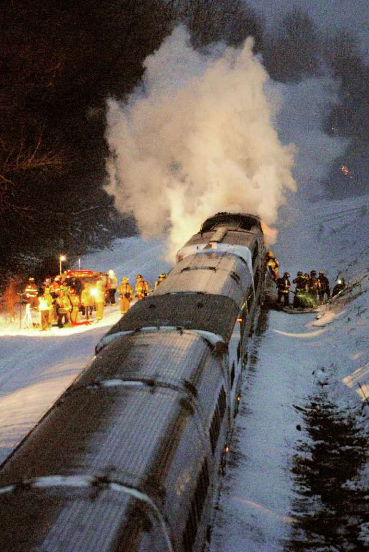 Engine fire slows eastbound Amtrak in Rotterdam