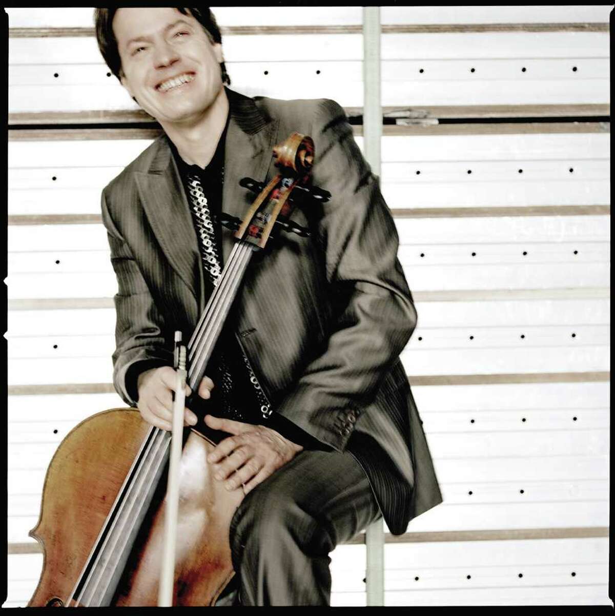 German-born cellist to be featured soloist