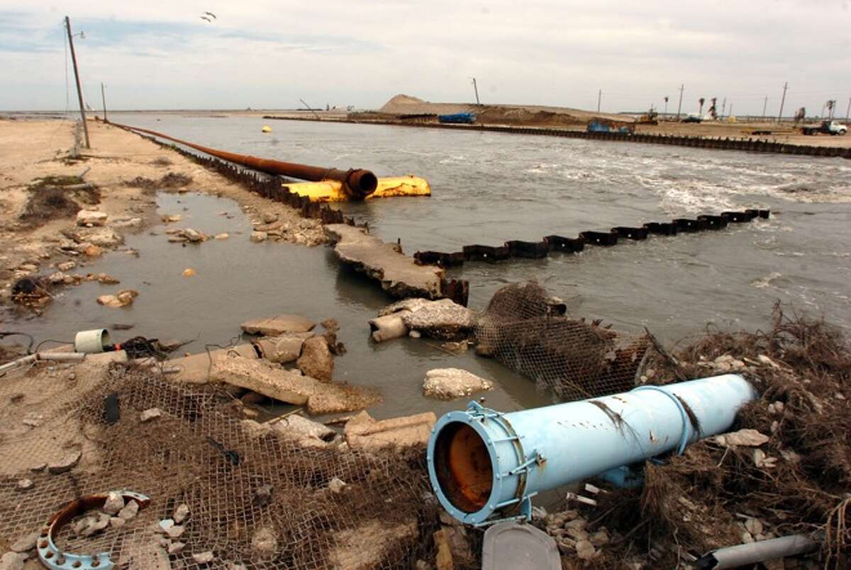 A look at Rollover Pass