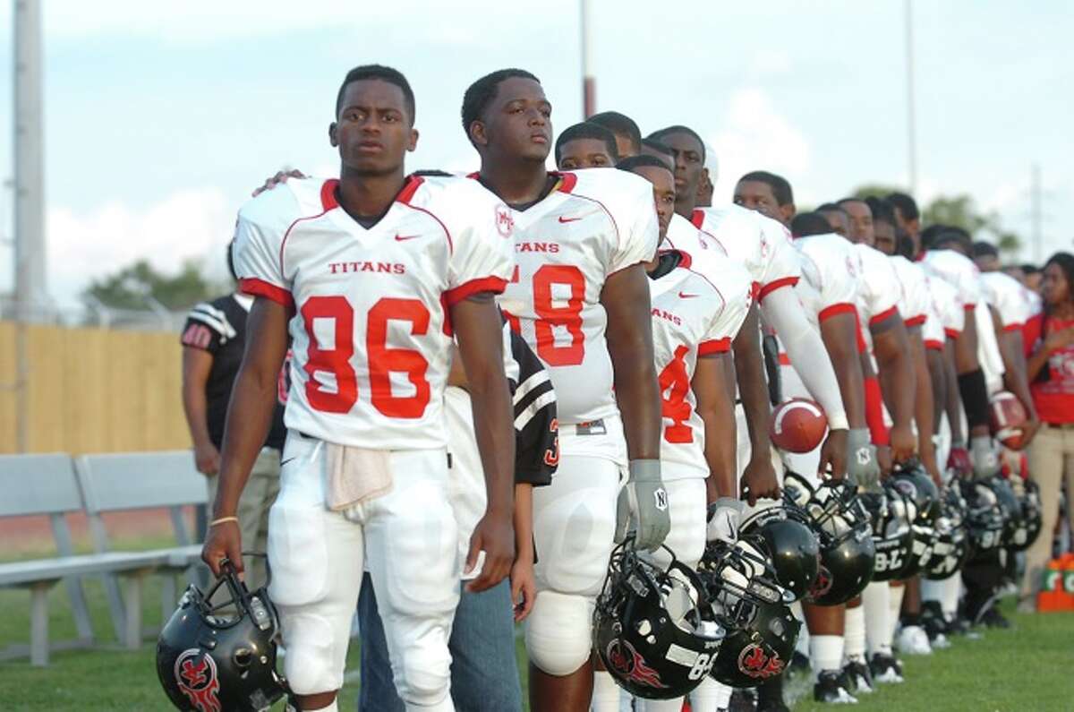 Central Jaguars take on Memorial Titans in Season Opener