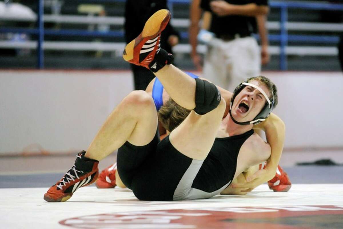 Local Wrestlers compete in Bruin Brawl Meet