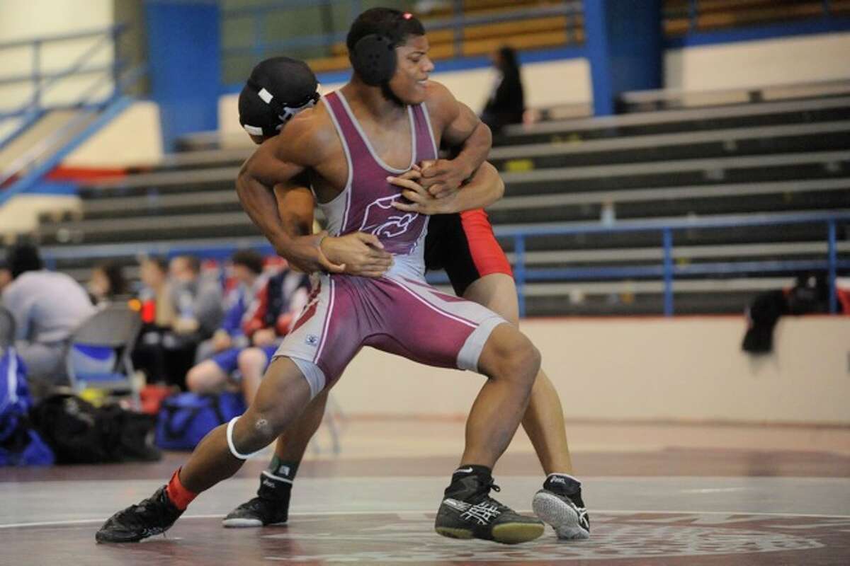 Local Wrestlers compete in Bruin Brawl Meet