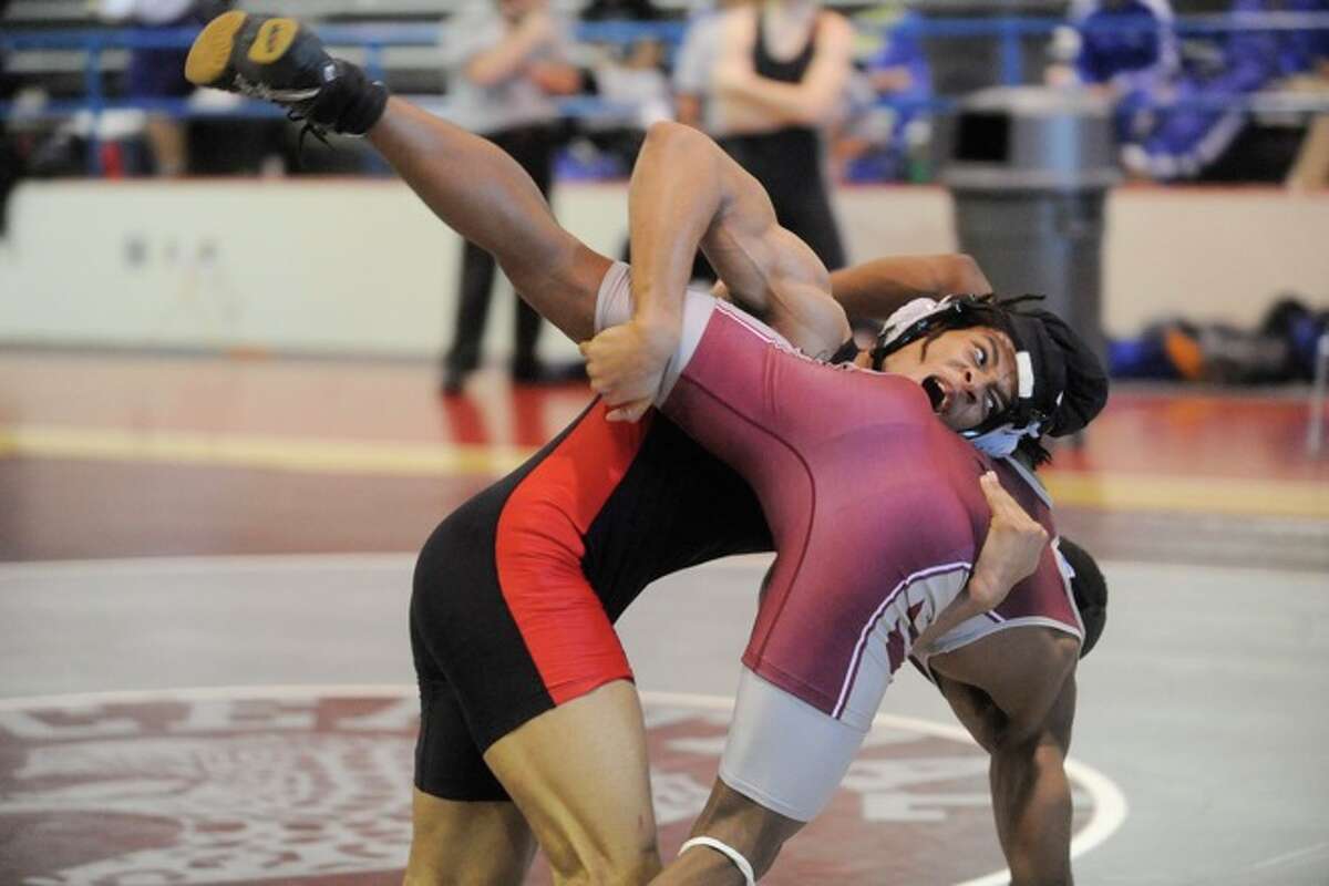 Local Wrestlers compete in Bruin Brawl Meet