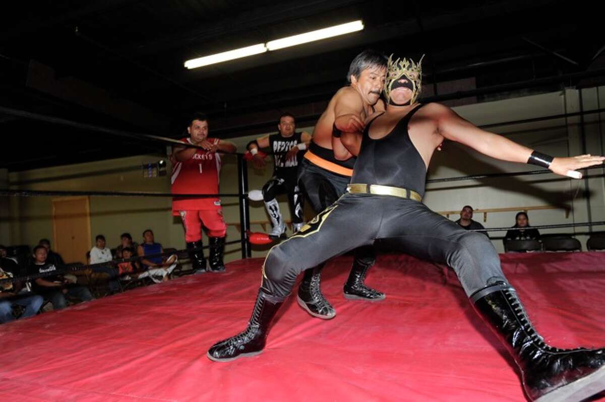 Lucha Libre comes to Beaumont