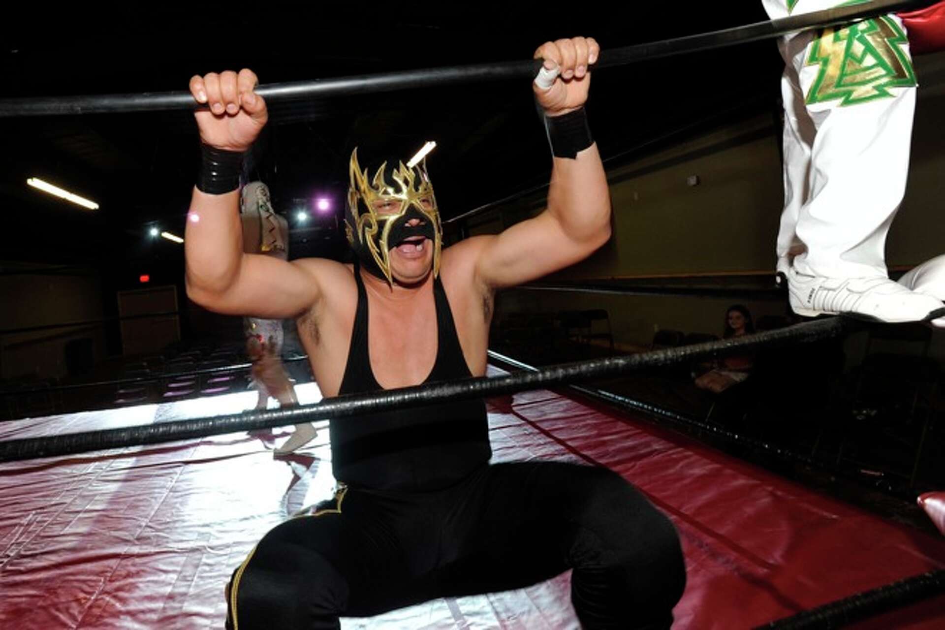 Lucha Libre comes to Beaumont