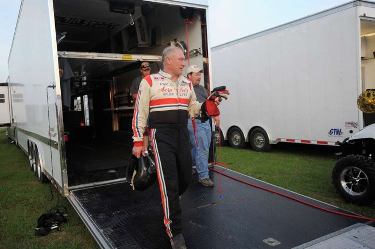Friday night dirt track racing