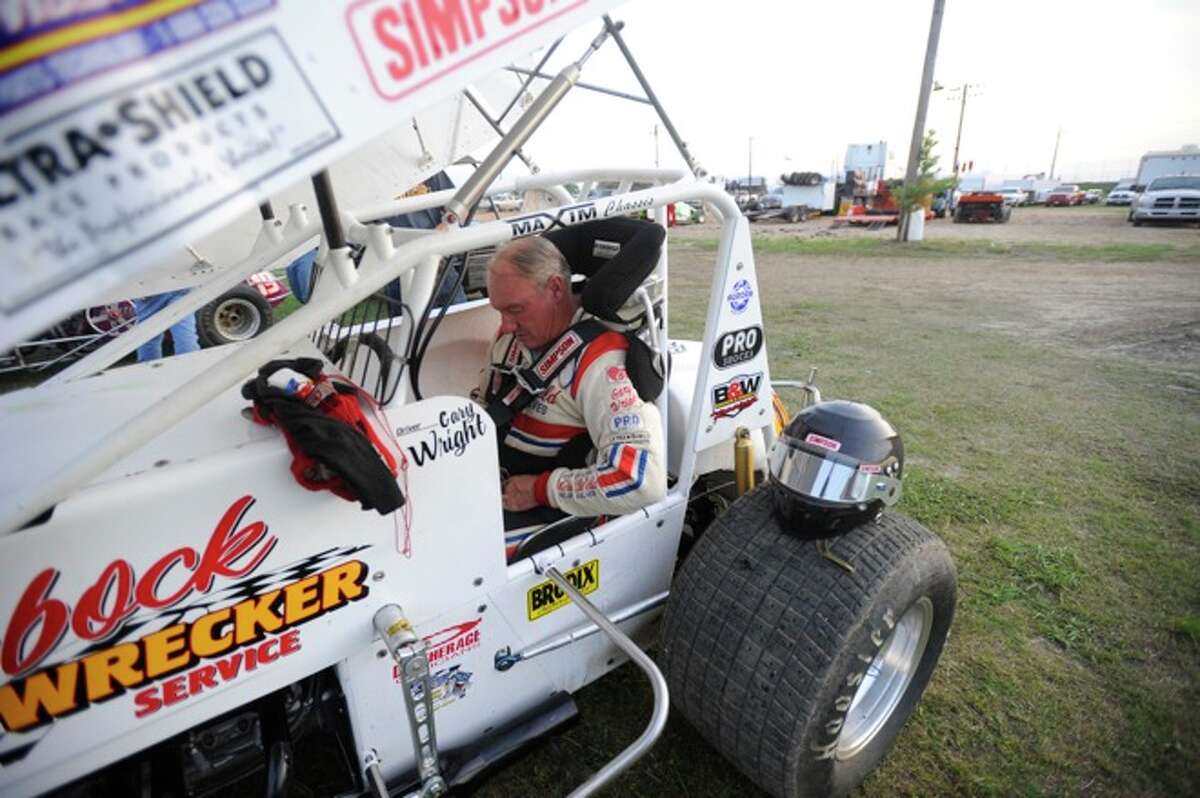 Friday night dirt track racing