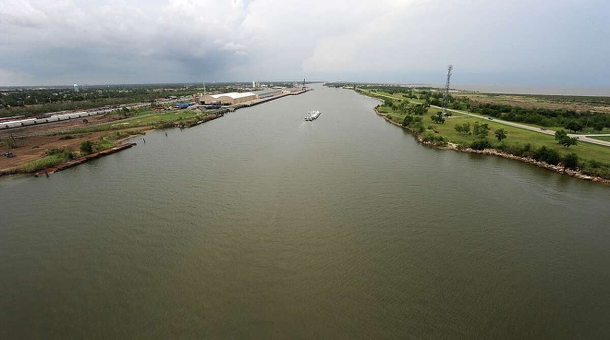 Photo tour of the Sabine-Neches Waterway