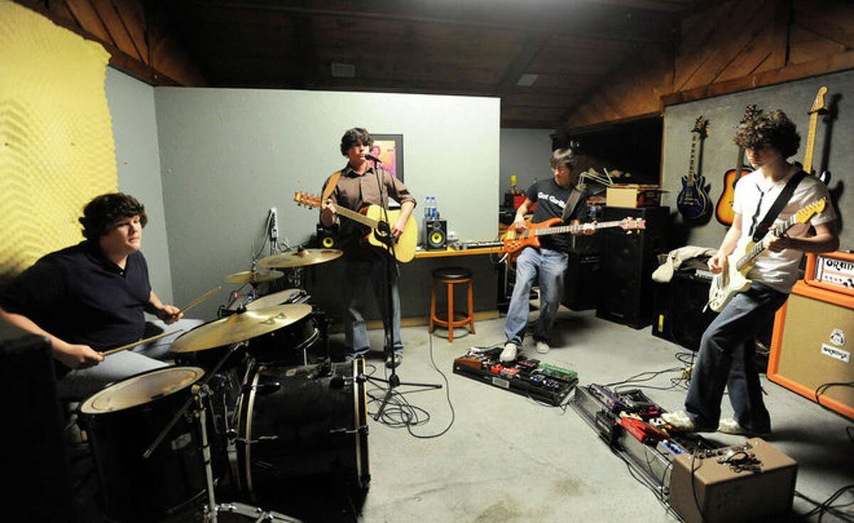SE Texas bands will rock for musical supremacy
